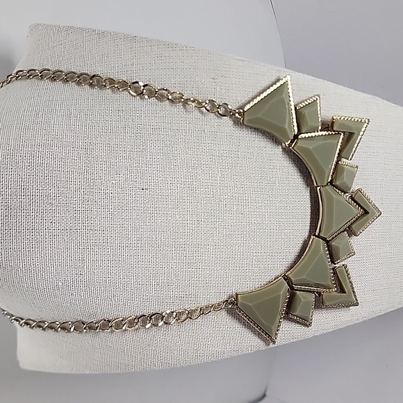 Charming Charlie | Jewelry | Charming Charlie Acrylic Statement ...